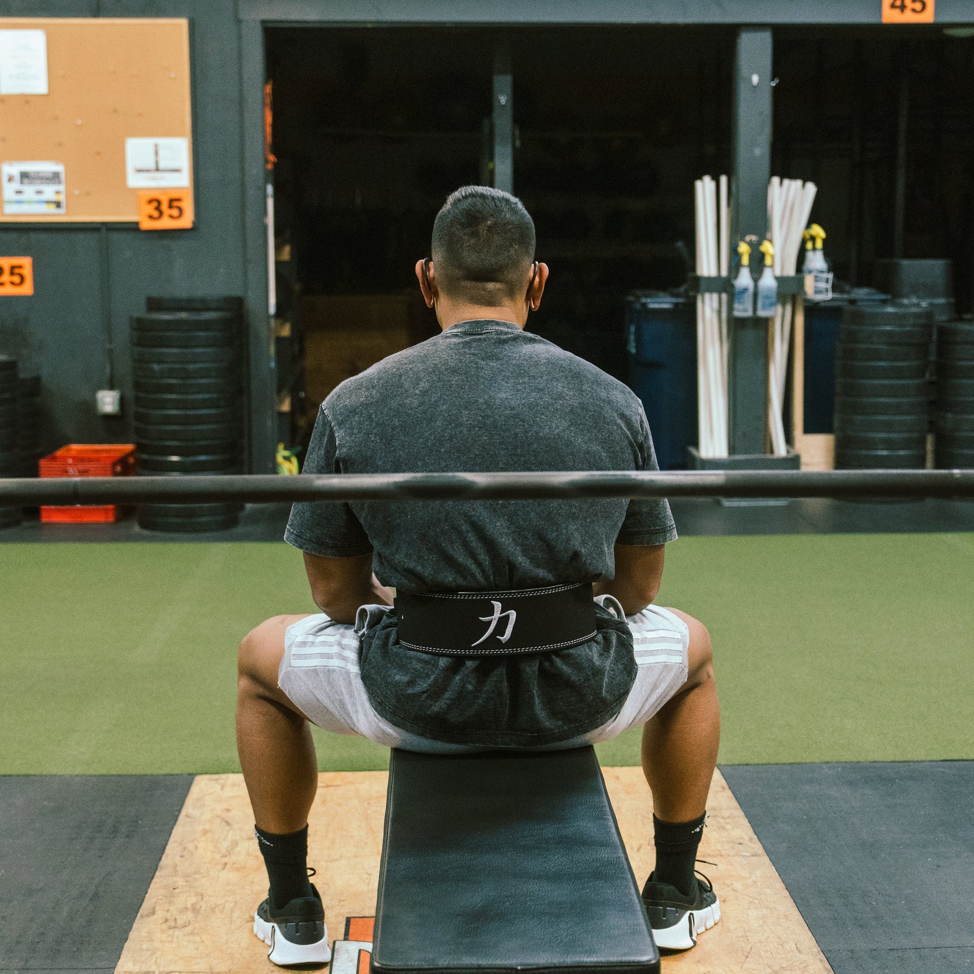 Why and How to Use a Lifting Belt: Why Wear a Weightlifting Belt